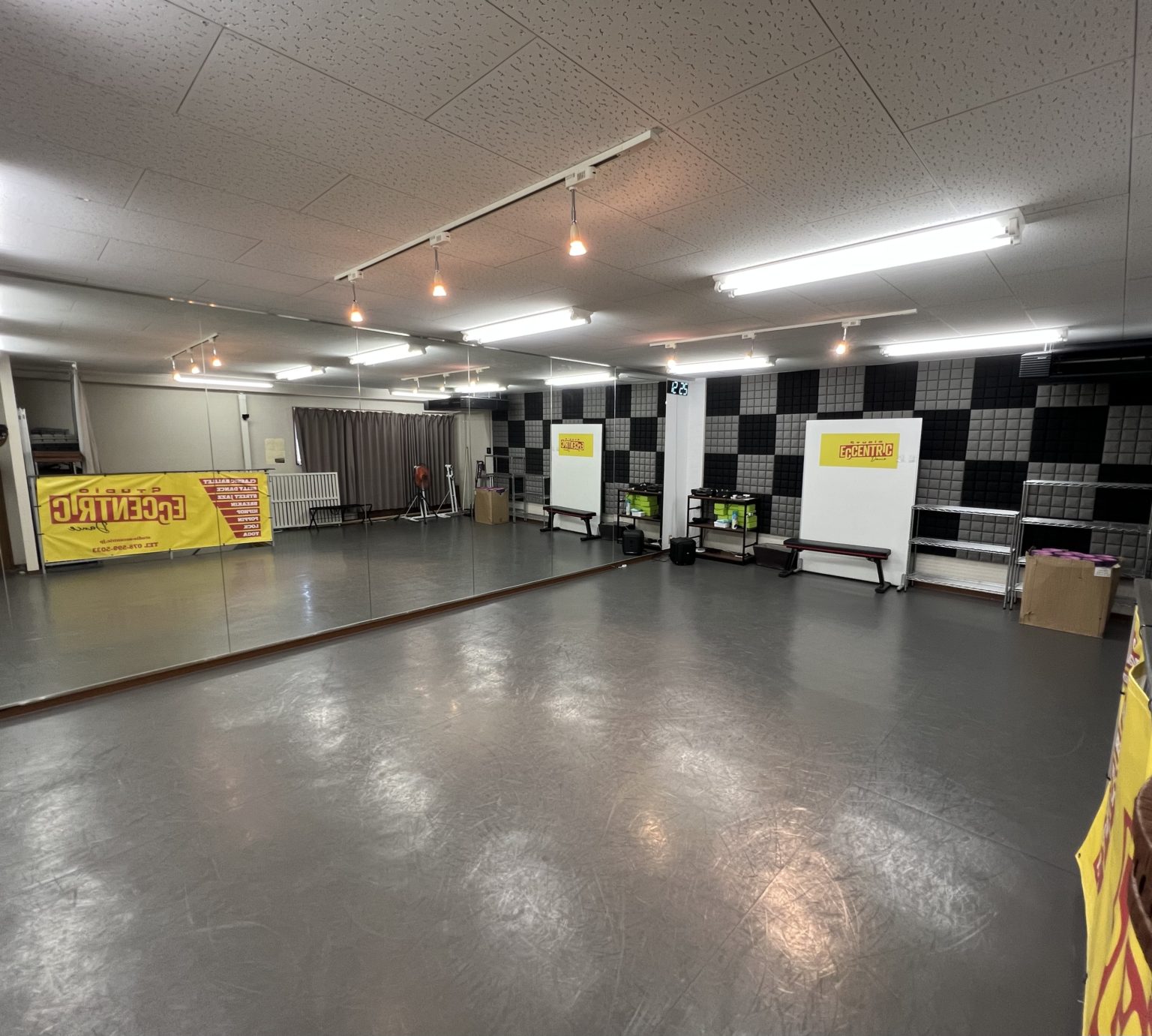 studio ECCENTRIC | 神戸・長田にあるジャンルレスなダンススタジオ